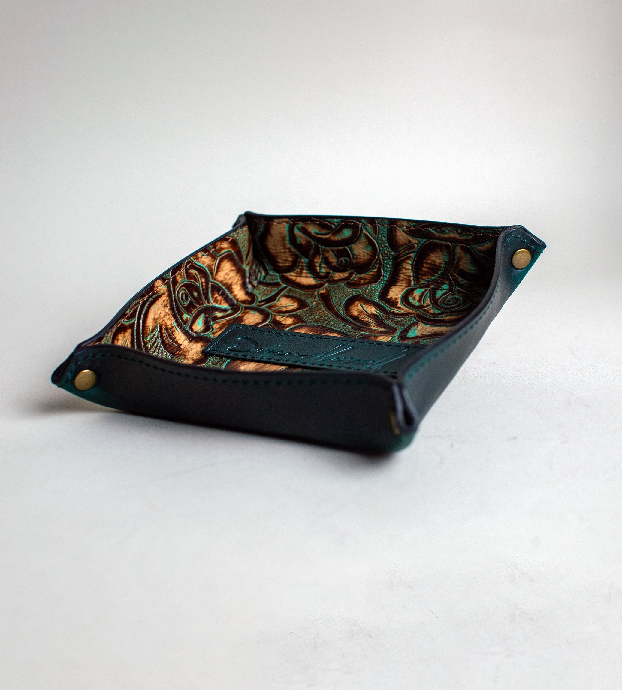 Luxury Goods - Handmade in the U.S.A – Duncan Maxwell Leather Boutique